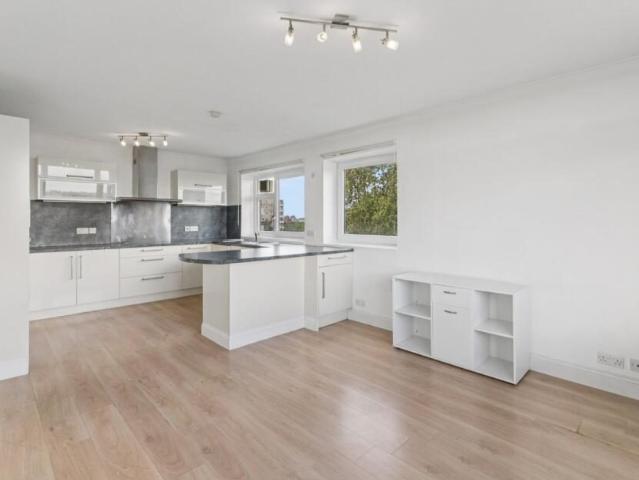 apartment for rent in Property, SW18 3SF