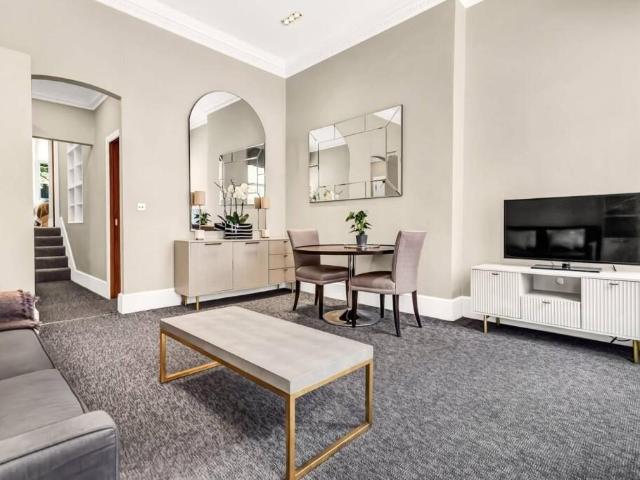 apartment for rent in Property, SW3 2SE