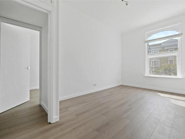 apartment for rent in Property, W12 7LL