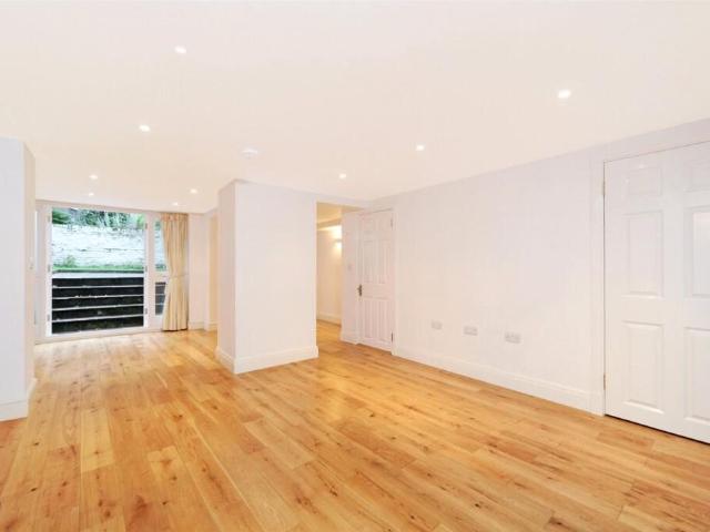 apartment for rent in Property, W2 5NU