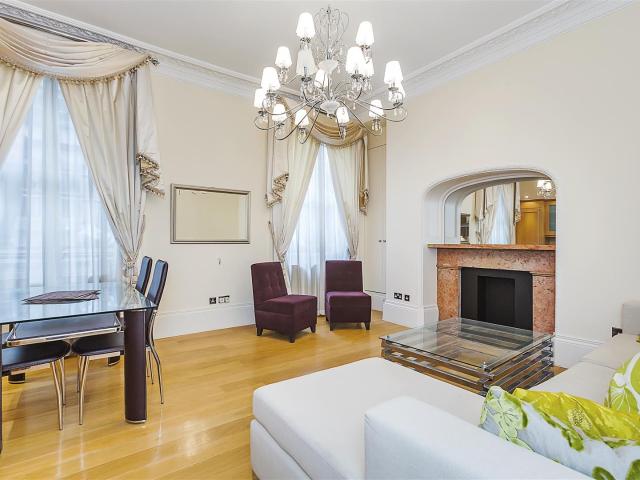 apartment for rent in Queen's Gate Terrace, South Kensington, SW7