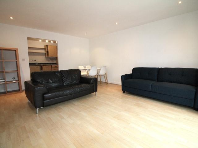 apartment for rent in Royal Plaza, Eldon Street, Sheffield, S1 4GB