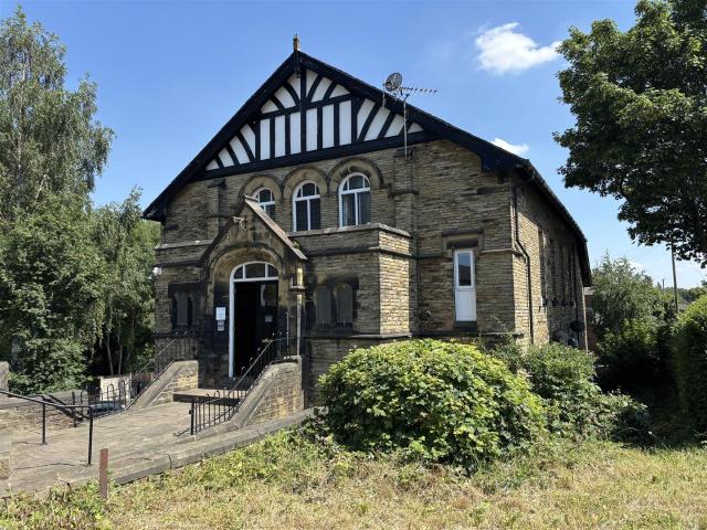 apartment for rent in Robin Hood Court, Liversedge, WF15 7HN