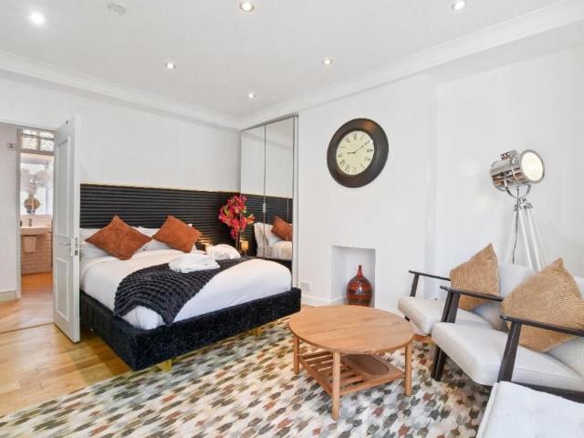 apartment for rent in Rochester Square, NW1 9EJ