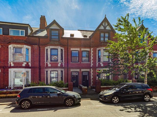 apartment for rent in Romilly Road, Cardiff, CF5 1FN