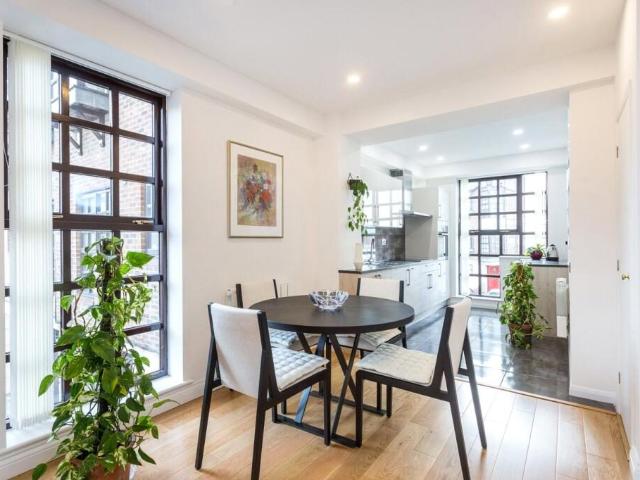apartment for rent in Rope Street, SE16 7TF