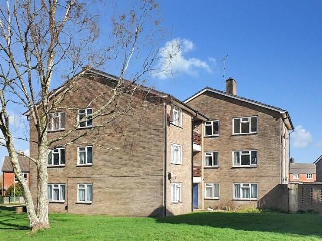 apartment for rent in Ravenscroft, RH20 4EH