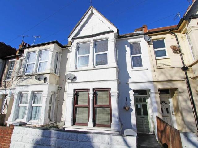 apartment for rent in Rayleigh Avenue, SS0 7DS