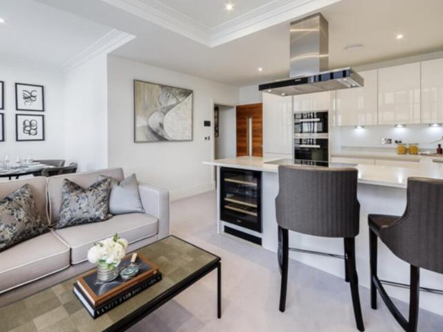 apartment for rent in Rainville Road, W6 9UF
