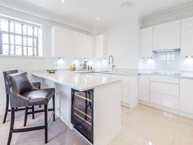 apartment for rent in Rainville Road, W6 9UF