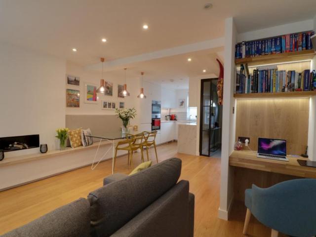 apartment for rent in Riverside Mansions, E1W
