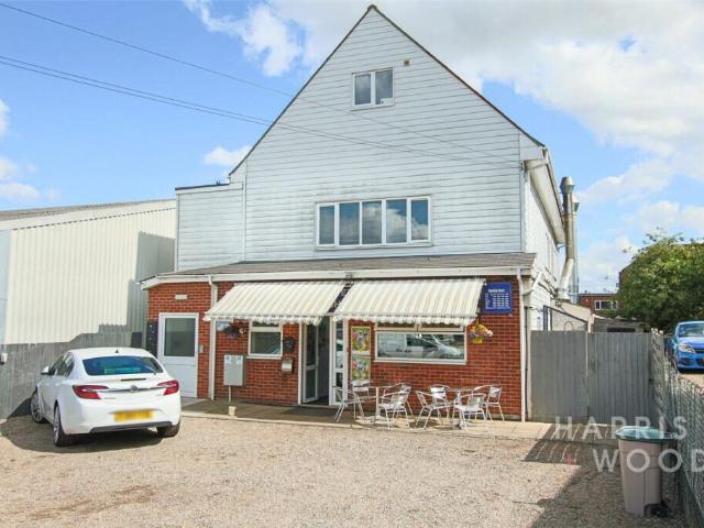 apartment for rent in Riverside Avenue West, CO11 1UN