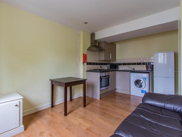 apartment for rent in Richmond Road, Cardiff, CF24 3BW
