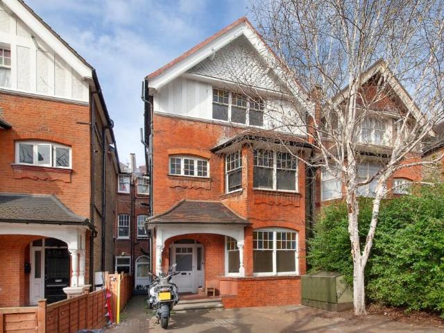 apartment for rent in Riggindale Road, SW16 1QJ