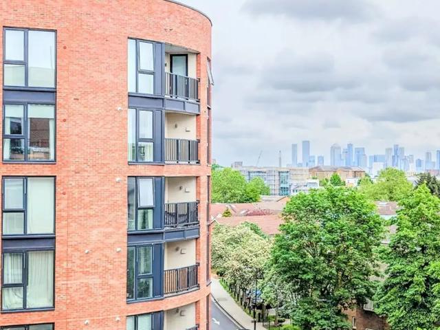 apartment for rent in Rye Lane, London, SE15 4UR
