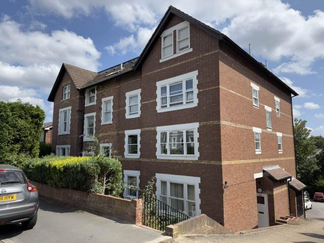 apartment for rent in Woodbury Park Road, Tunbridge Wells, Kent