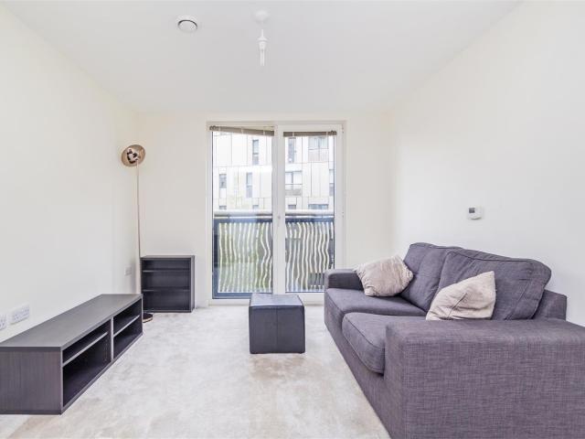 Apartment for rent in Woods House, Grosvenor Waterside, 7 Gatliff Road, London, SW1W 8DF