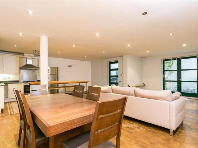apartment for rent in Woodseer Street, E1 5HD