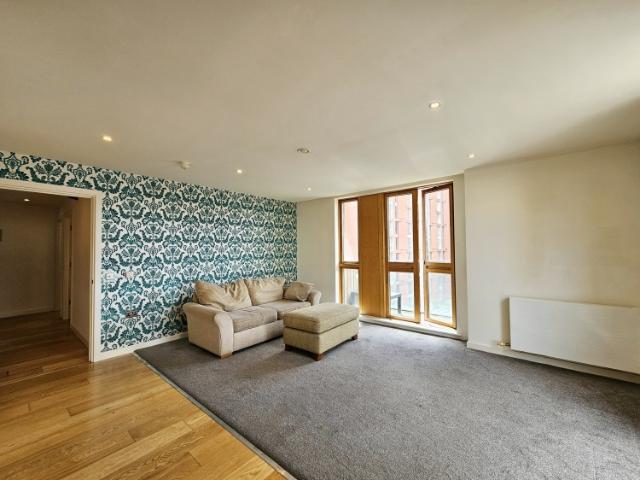 apartment for rent in Watermans Place Wharf Approach Leeds LS1