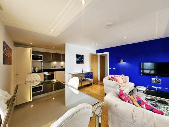 apartment for rent in Watermans Place Wharf Approach LS1