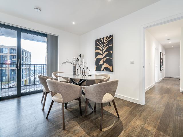 apartment for rent in Watteau Square, Croydon, Croydon