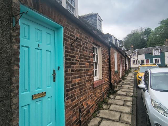 wardie square, edinburgh, eh5 1eu