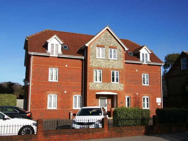 apartment for rent in Warsash Road, Locks Heath