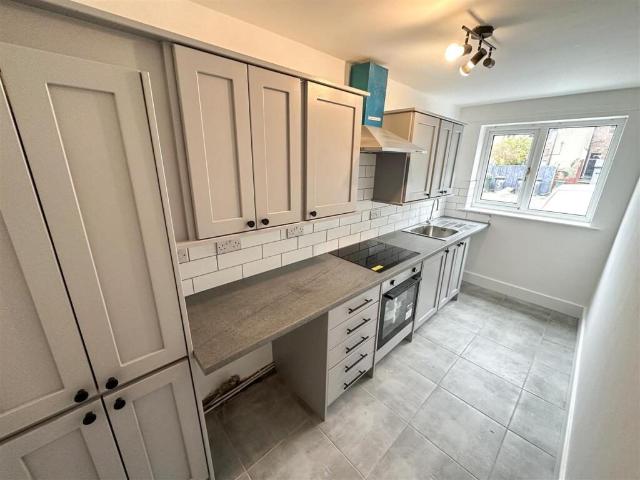 apartment for rent in Welbeck Road, DN4 5EY