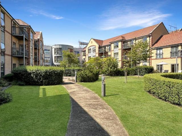 apartment for rent in Wellbrook Way, CB3 0GQ