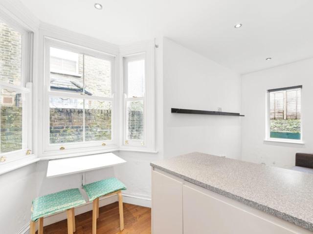 apartment for rent in West Norwood, London, SE27 St. Gothard Road