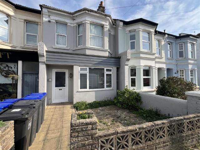 apartment for rent in Westcourt Road, BN14 7DQ