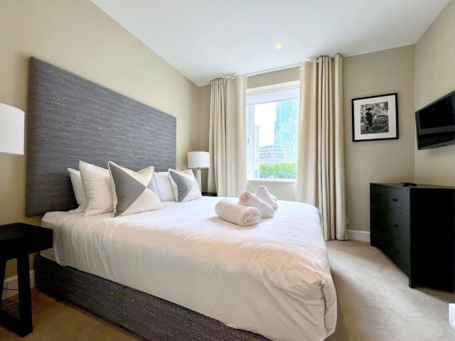 apartment for rent in Westferry Circus, E14 8RW