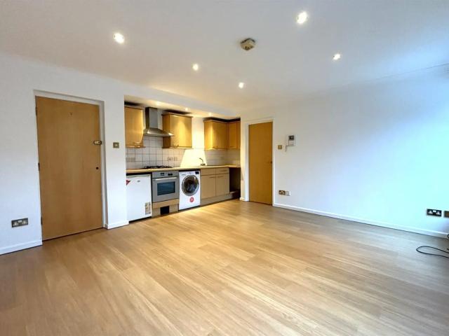 apartment for rent in Westgate House Winchester SO23 9DH