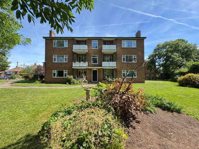 apartment for rent in Willow Court, Stowe Avenue, West Bridgford, Nottingham