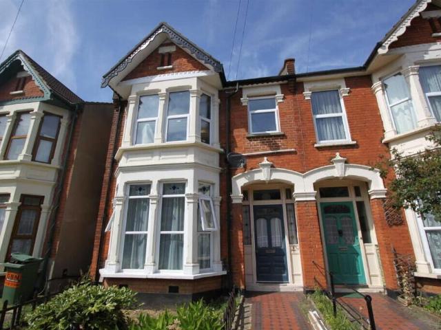 apartment for rent in Wimborne Road, SS2 4JR