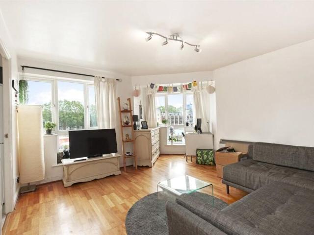 apartment for rent in Windsock Close, SE16 7FL