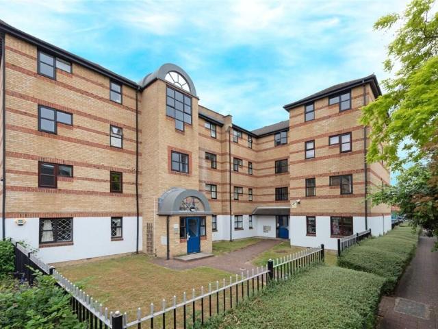 apartment for rent in Windsock Close, SE16 7FL