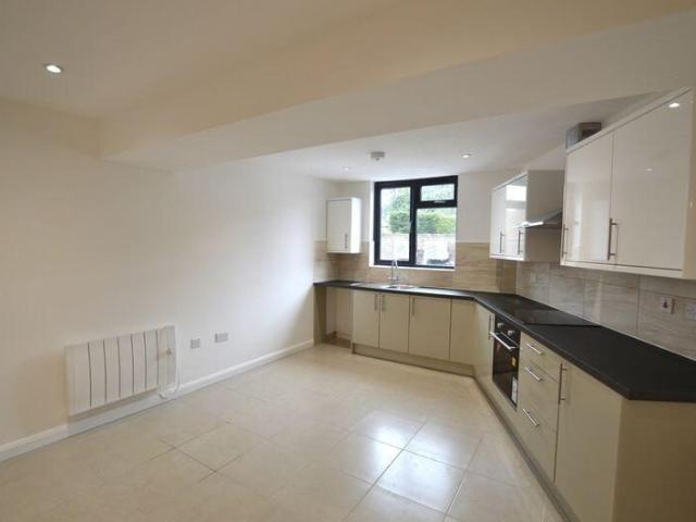 apartment for rent in Windsor Close, GU7 1FG