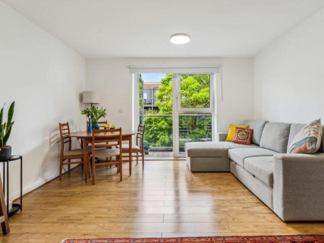 apartment for rent in Wynter Street, SW11 2QH