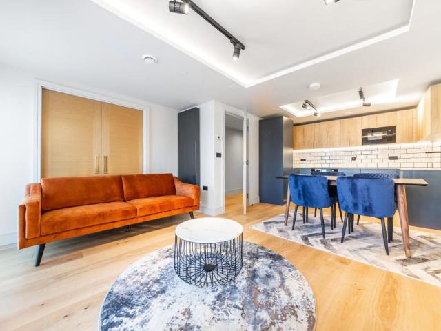 apartment for rent in Tower Bridge Road, SE1 3JE
