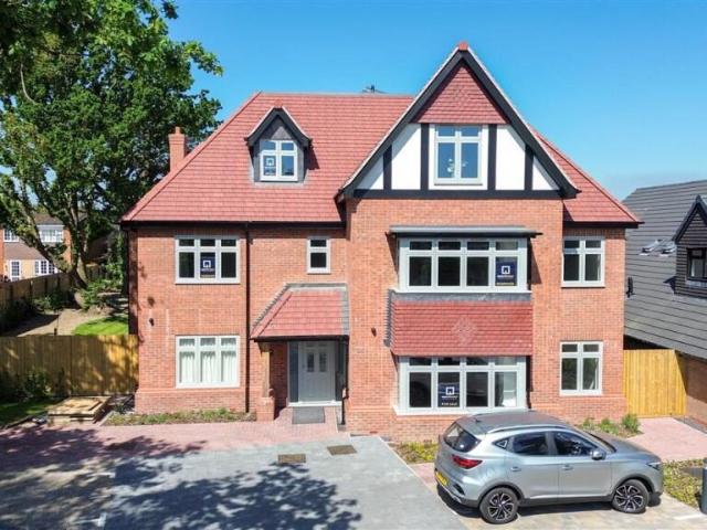 apartment for rent in Tanworth Lane, B90 4DD