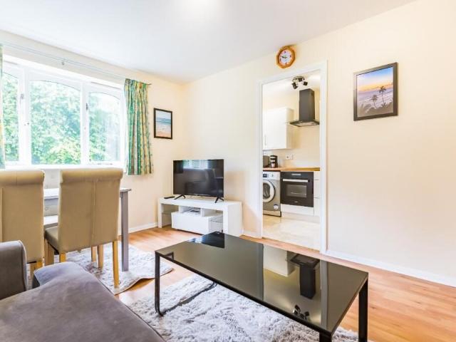 apartment for rent in Telegraph Place, E14 9XD