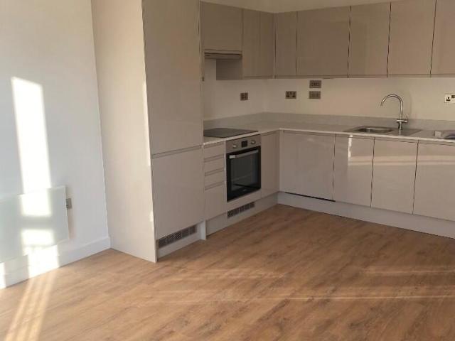 apartment for rent in Thackeray Lane, GU7 2FY