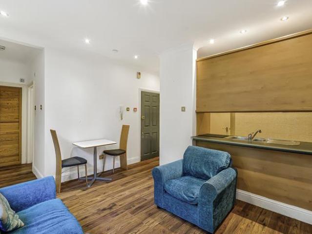 apartment for rent in The Mall, W5