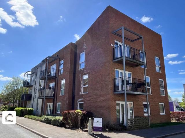 apartment for rent in The Moors, RH1 2PE
