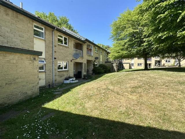 apartment for rent in The Crofts, S32 1DG