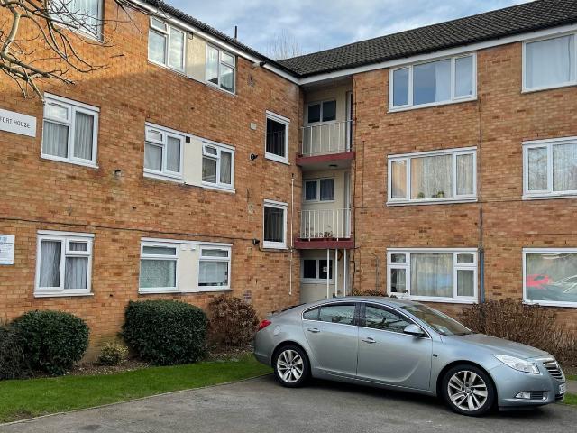 apartment for rent in The Farmlands, UB5