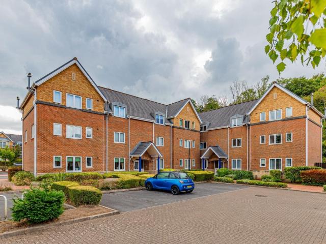 apartment for rent in The Landings, Penarth, CF64 1SR