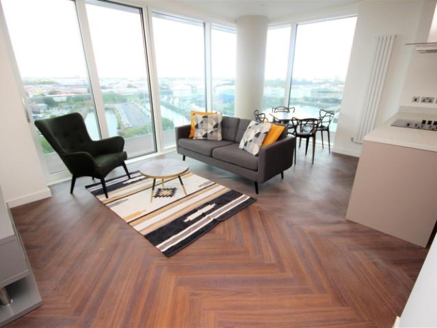 apartment for rent in The Lightbox Media City Uk Salford Quays M50