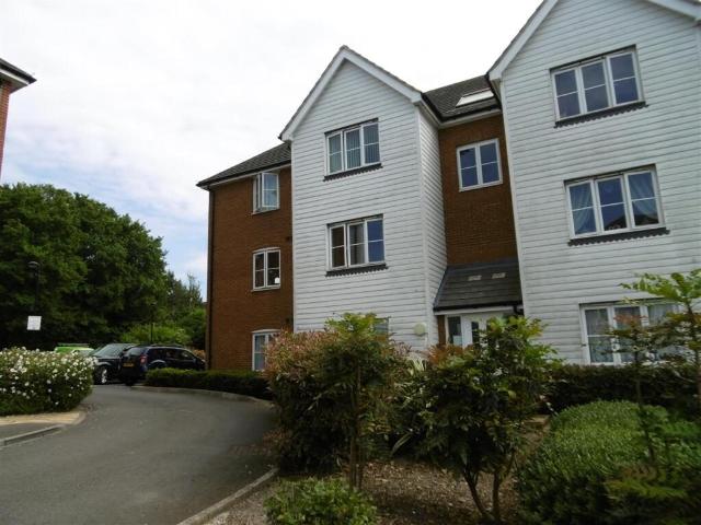 apartment for rent in The Links, CT6 7GP